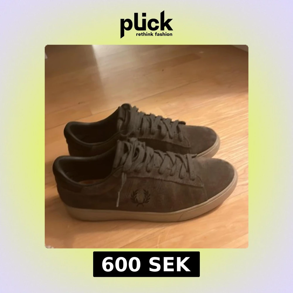 Olivfärgade Stilrena Dojor Från Fred Perry