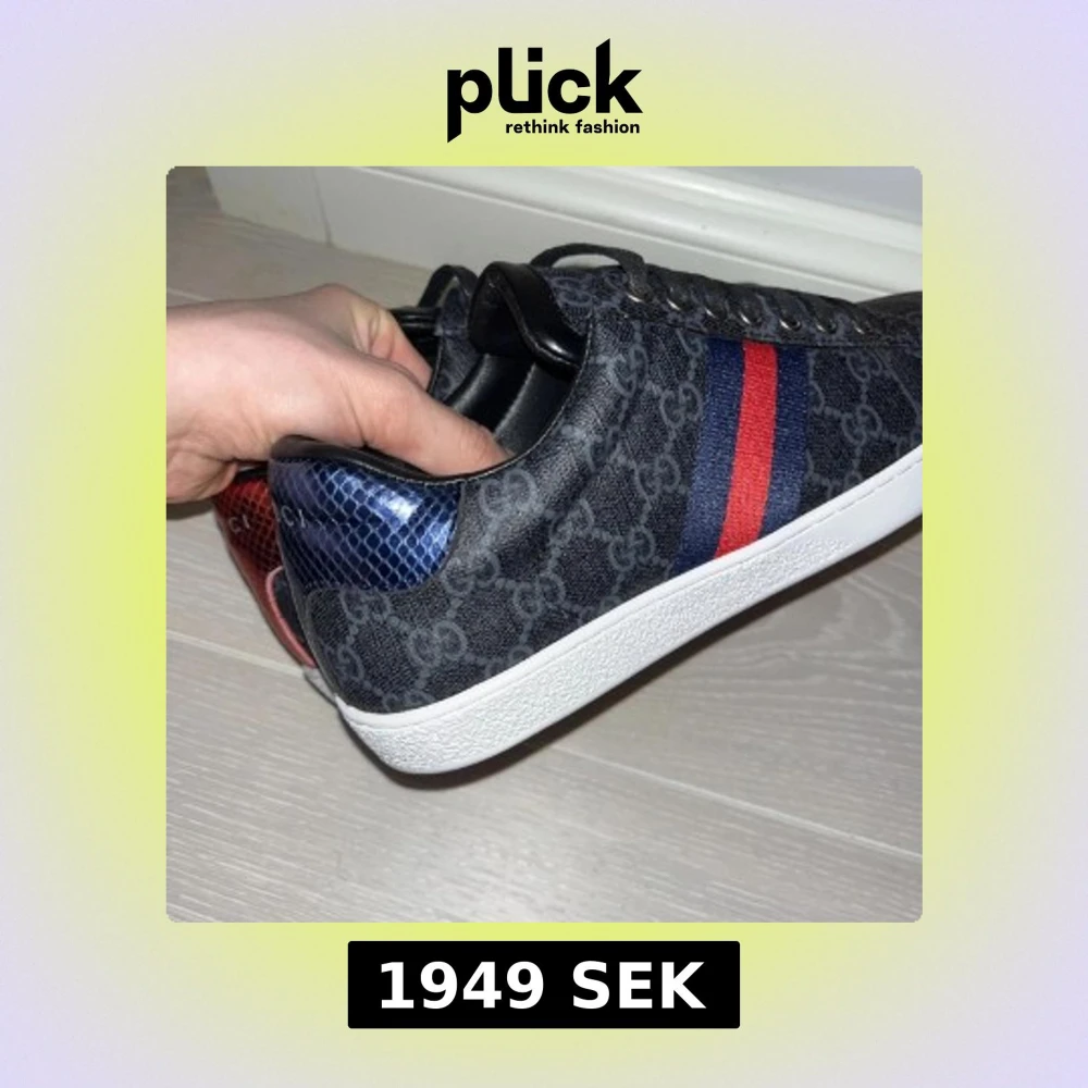 Svarta Gucci Ace Sneakers Med Gg Mönster