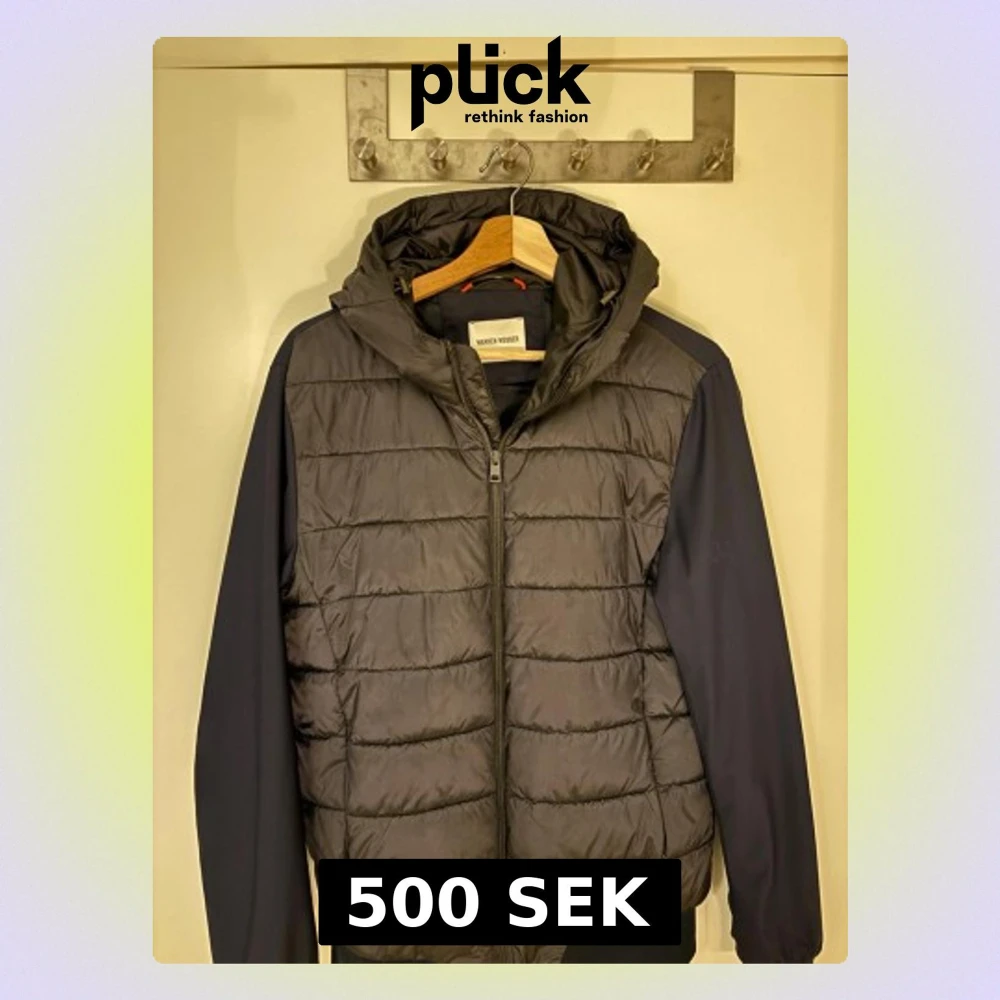 Mörkblå Cardigan Från Warren Webber