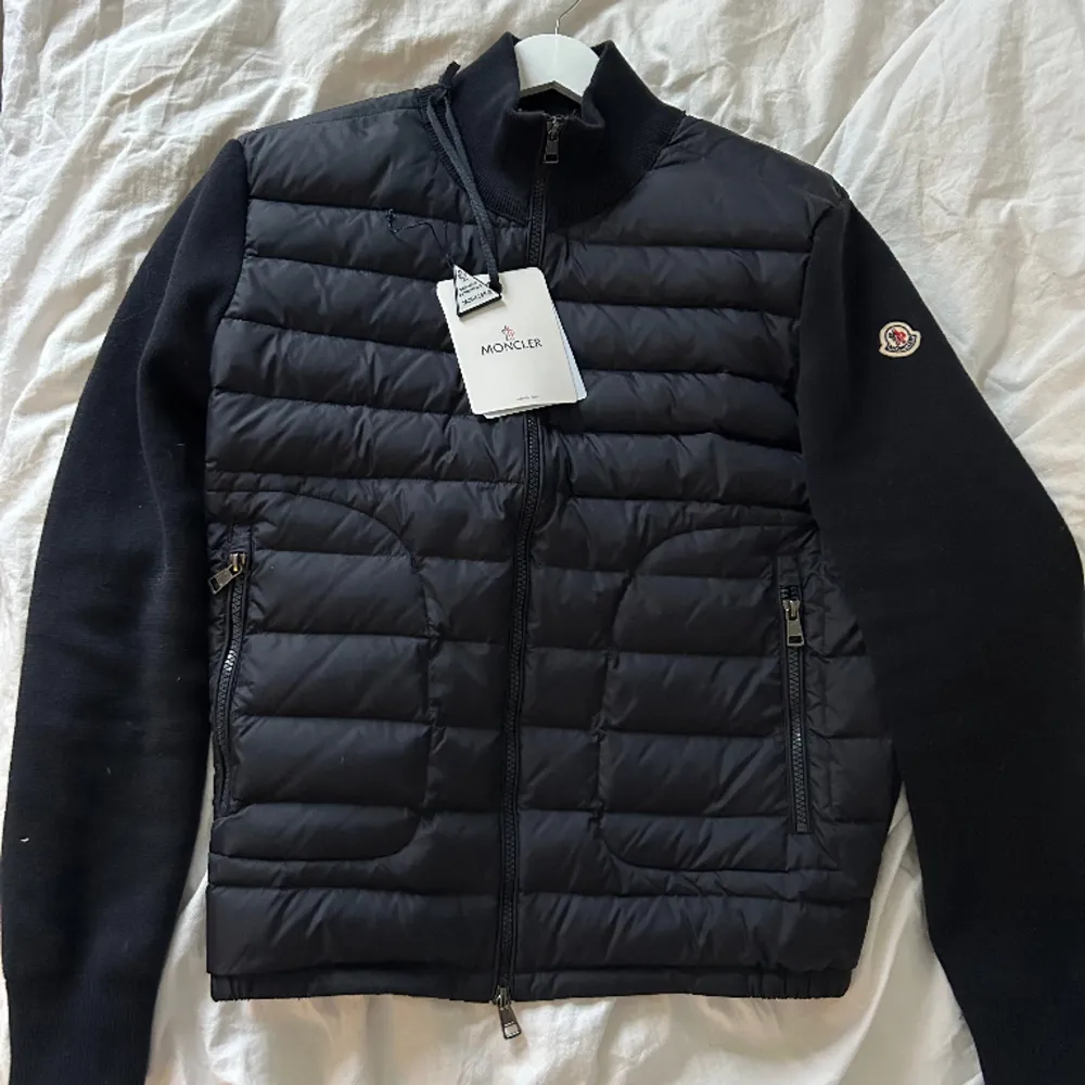 Marinblå Moncler Jacka | Jackor