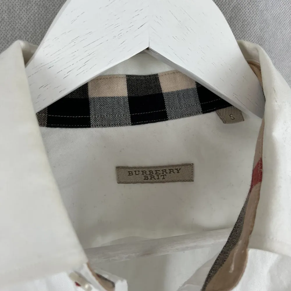 Vit Burberry Skjorta | Skjortor