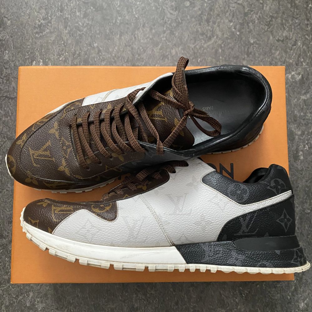 Louis Vuitton ”Run Away Trainers” Triple Monogram | Plick
