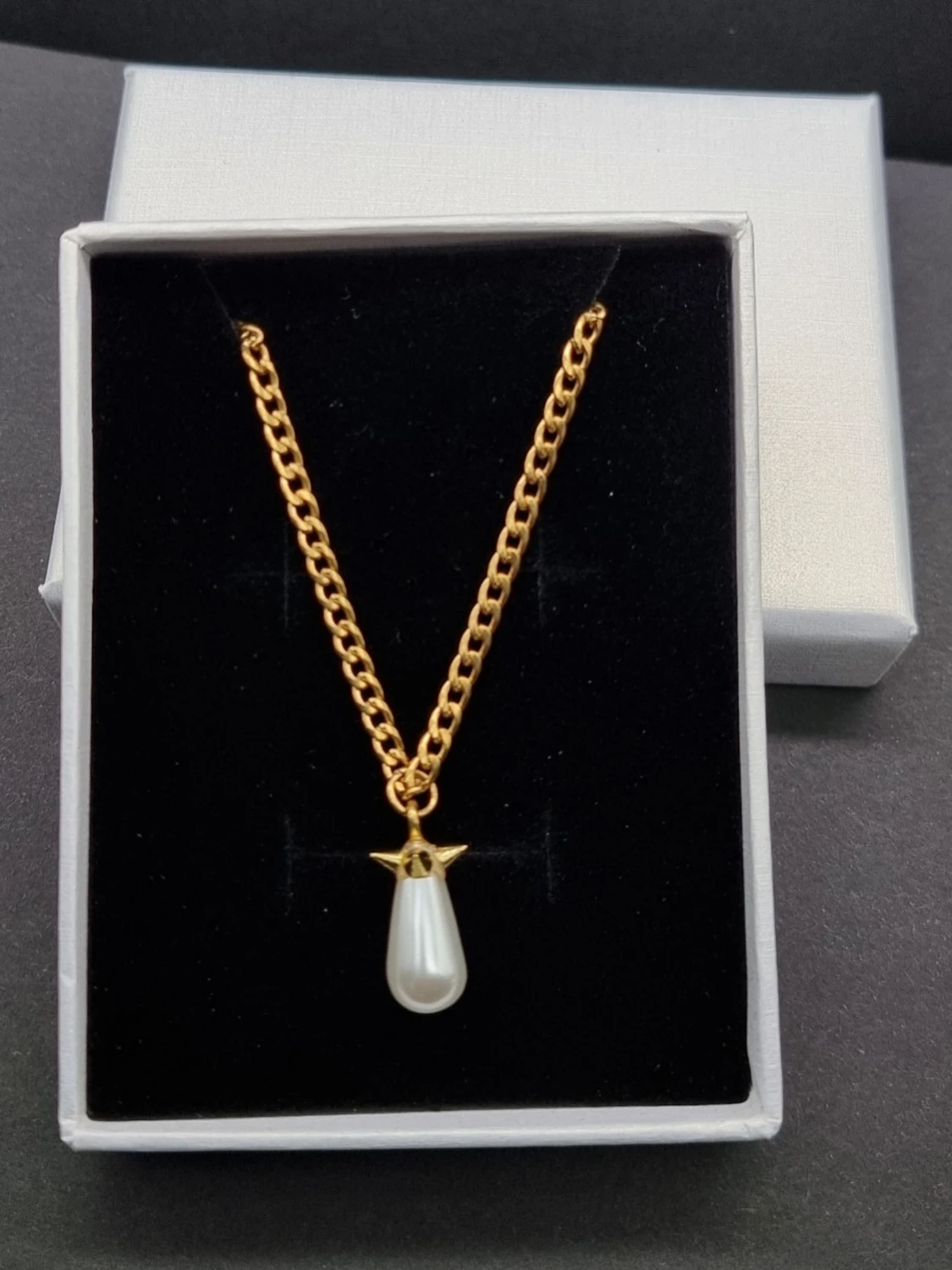 Guld Handgjort Halsband Inspirerat Av Maria Nilsdotter