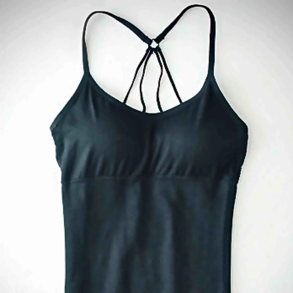 Linne med inbyggd bh, vadderade | Plick Second Hand