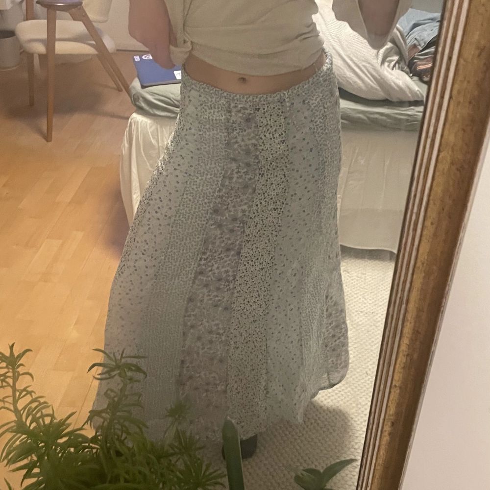 Multifärgadbohemisk kjol - | Plick Second Hand