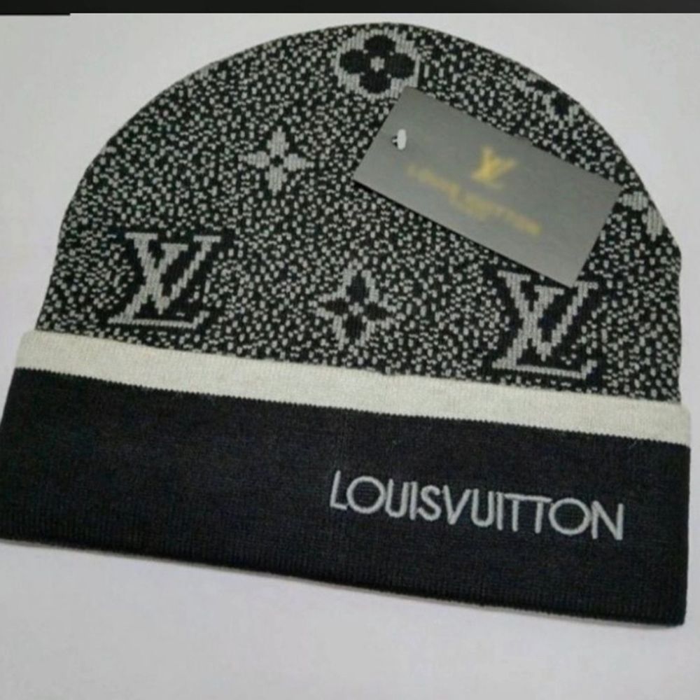 LV mössa - Louis Vuitton | Plick Second Hand