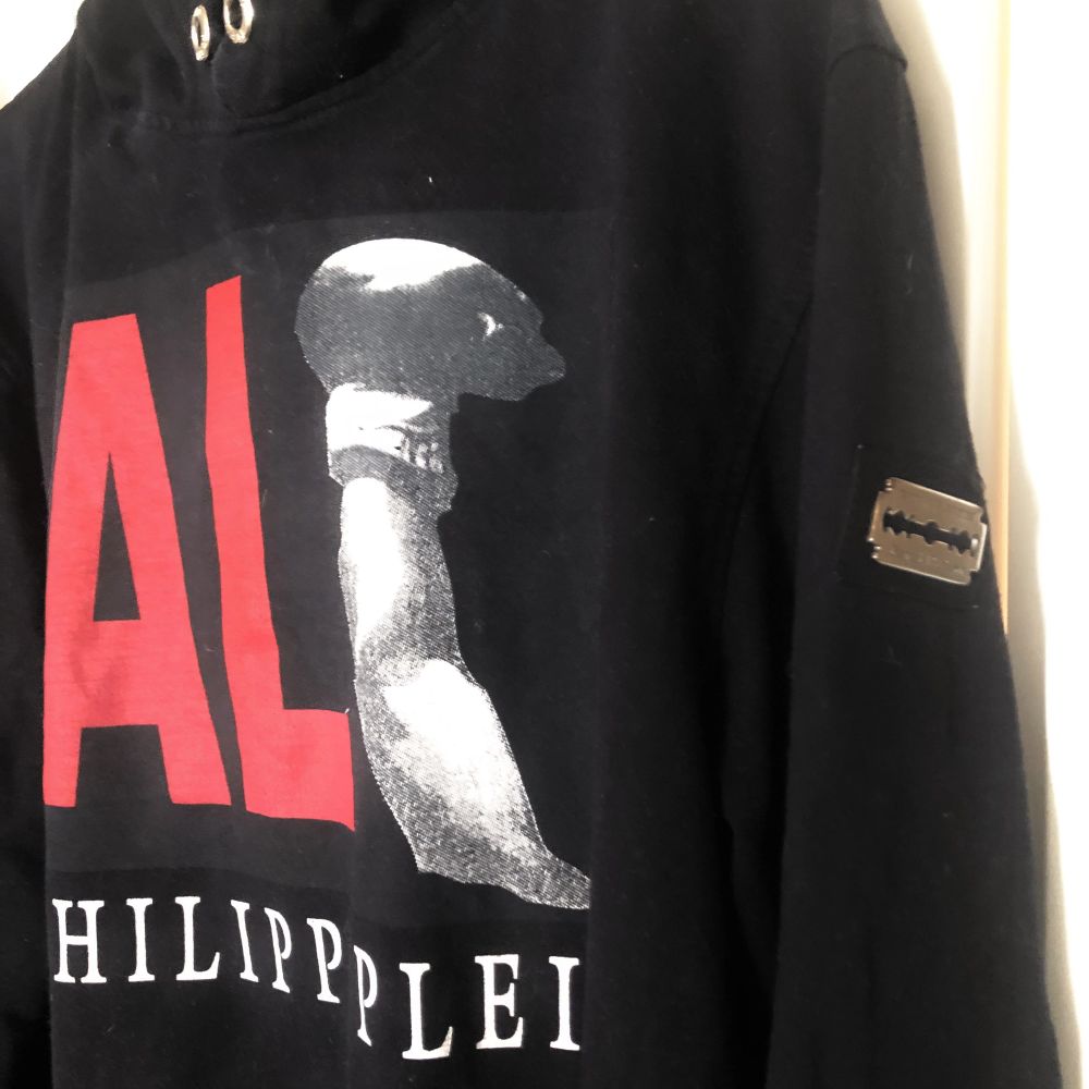 Svart Philipp plein Muhammed ali hoodie | Plick Second Hand