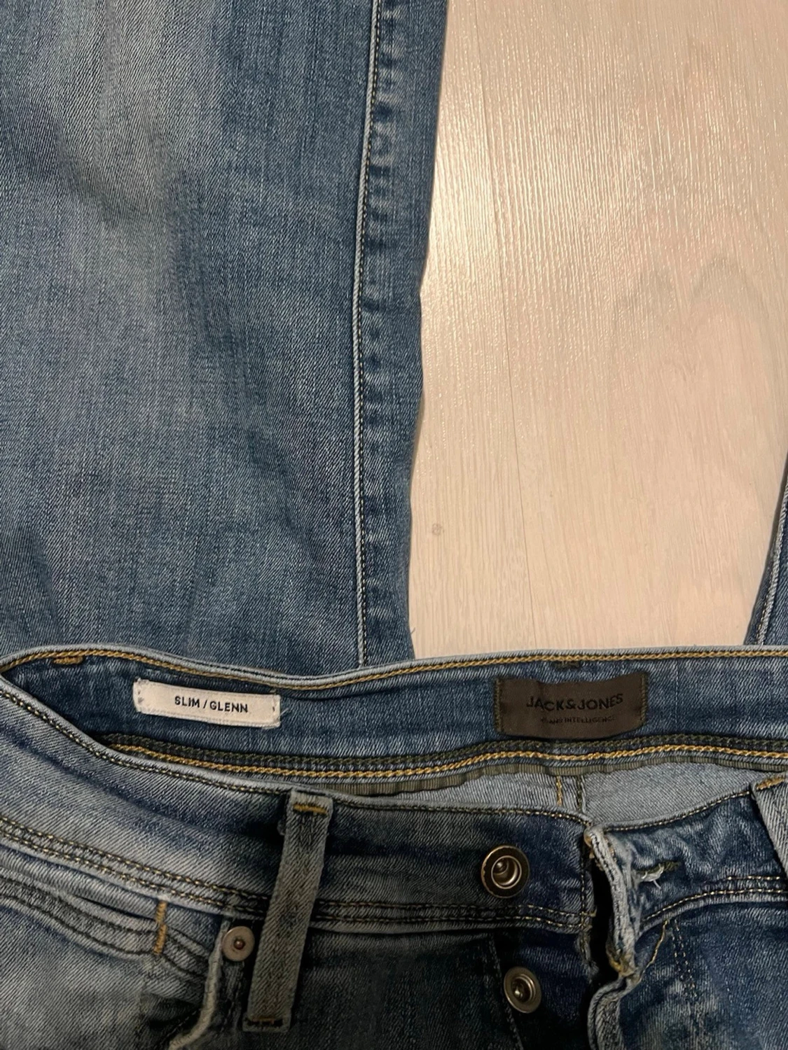 Blå Slitna Jeans Slim Fit, Strl 30 | Jack & Jones