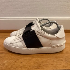 Vita Valentino Open 42 | Skor