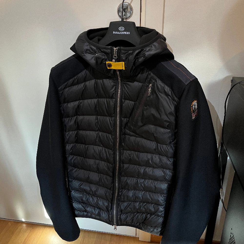 Svart Parajumper cardigan | Plick Second Hand