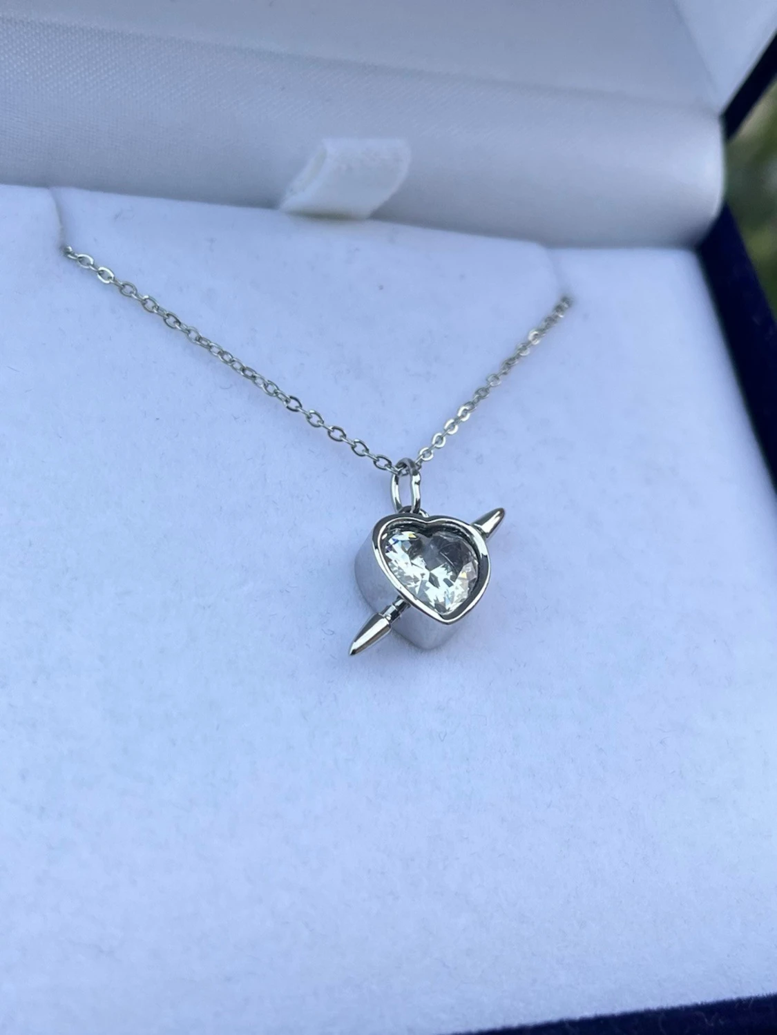 Silver Maria Nilsdotter ”Rebel Love” Inspirerat Halsband