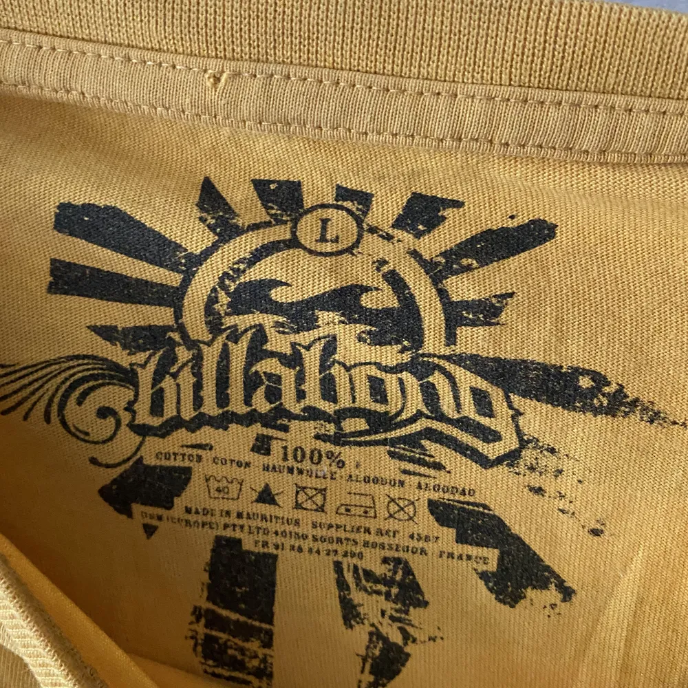 Gul Billabong T Shirt | T Shirts