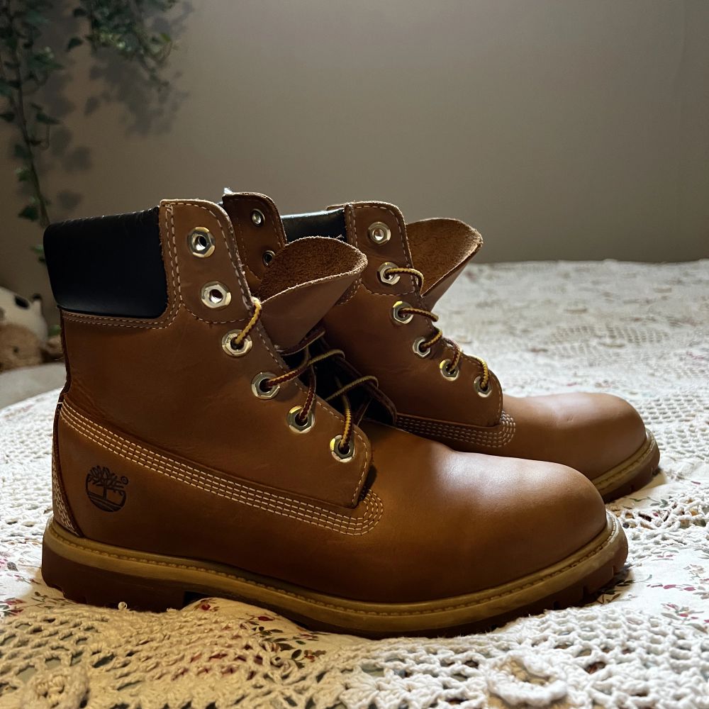Orange Timberland kängor - Timberland | Plick Second Hand