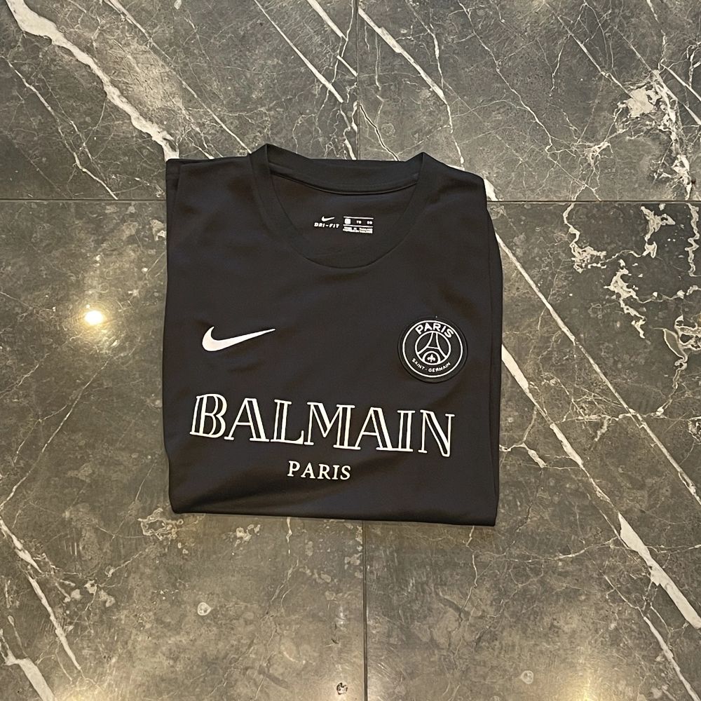 Svart Balmain x PSG - Nike | Plick Second Hand