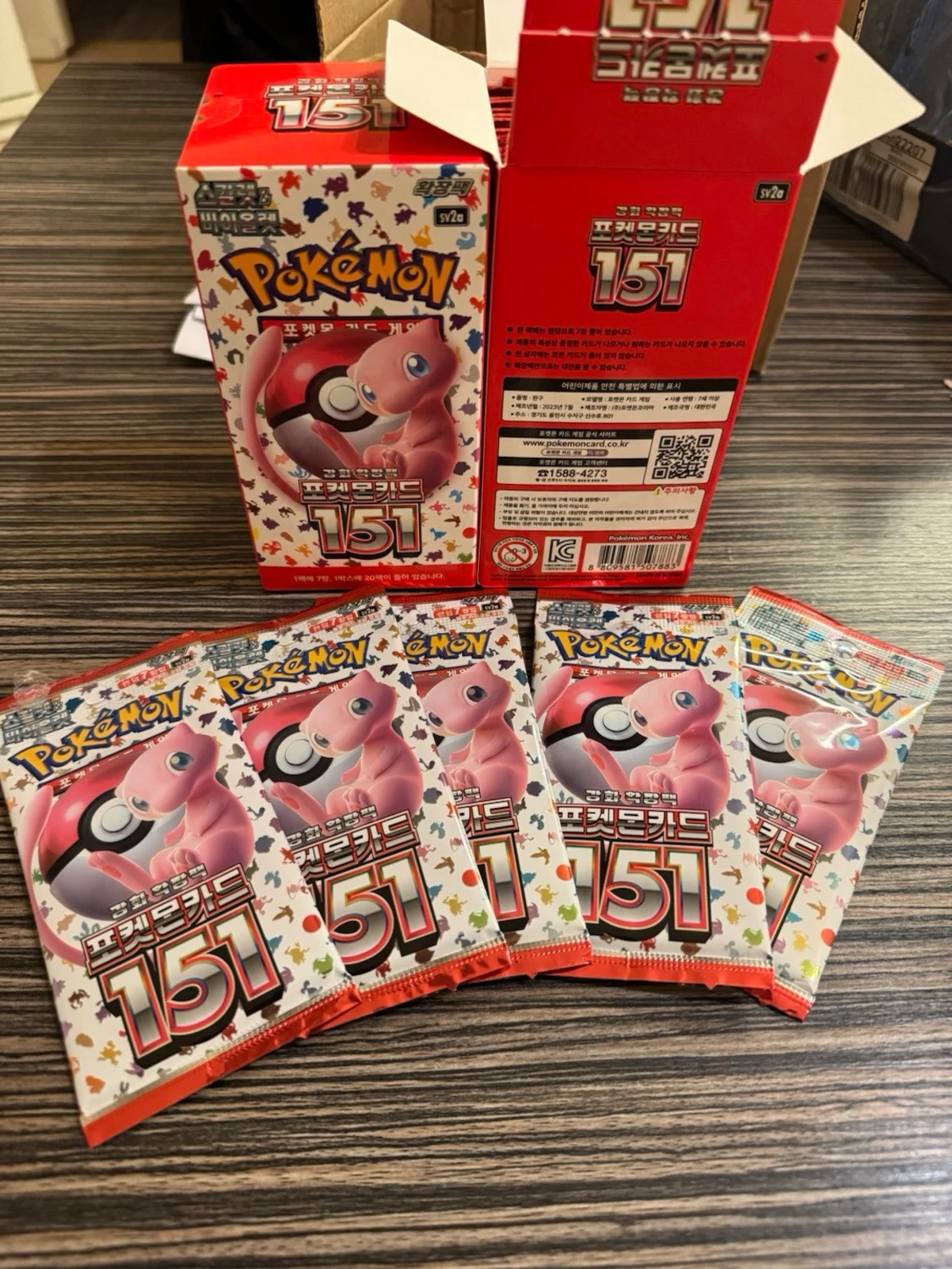 Pokémon 151 Booster Packs (5 Koreanska Booster Packs).