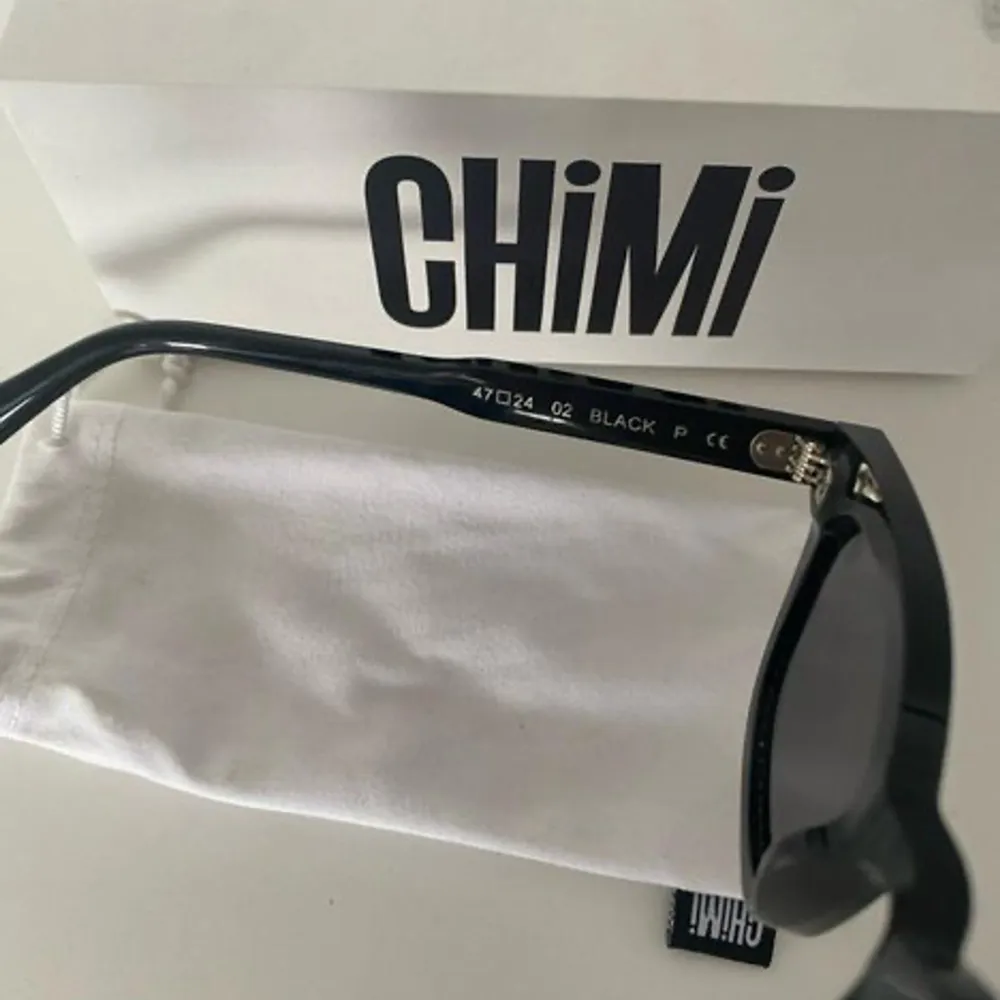 Chimi 02 Svarta | övrigt