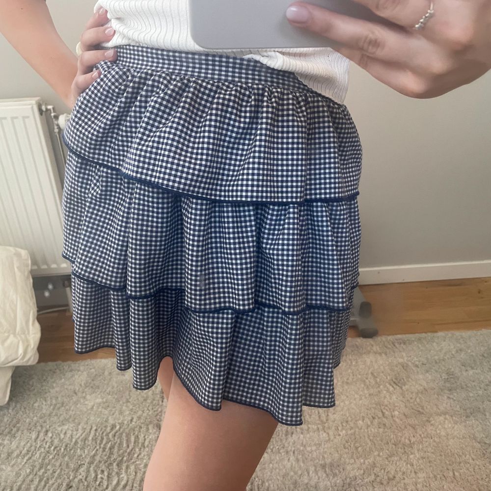 Marinblå Rutig kjol zara - Zara | Plick Second Hand