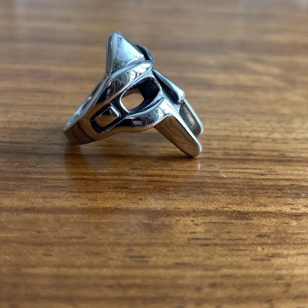 Silver MF DOOM ring //Seams | Plick Second Hand