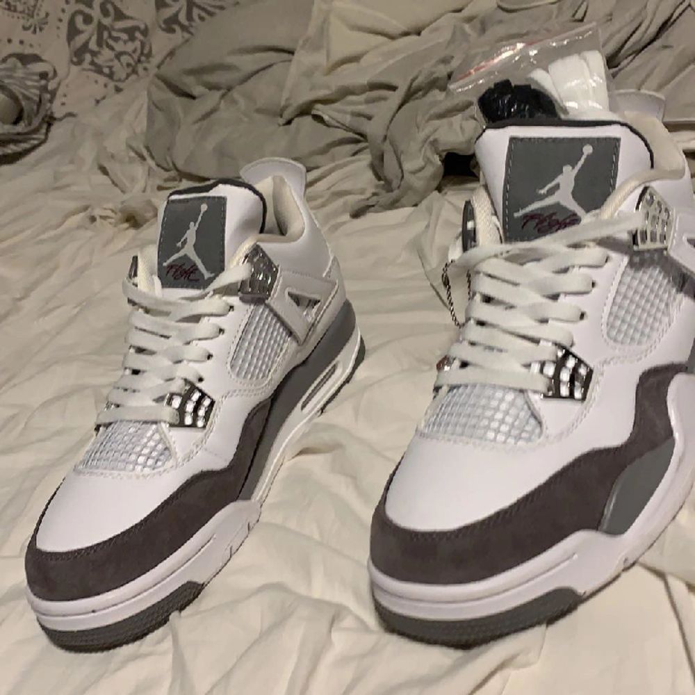 Vit Jordan 4 - Jordans | Plick Second Hand