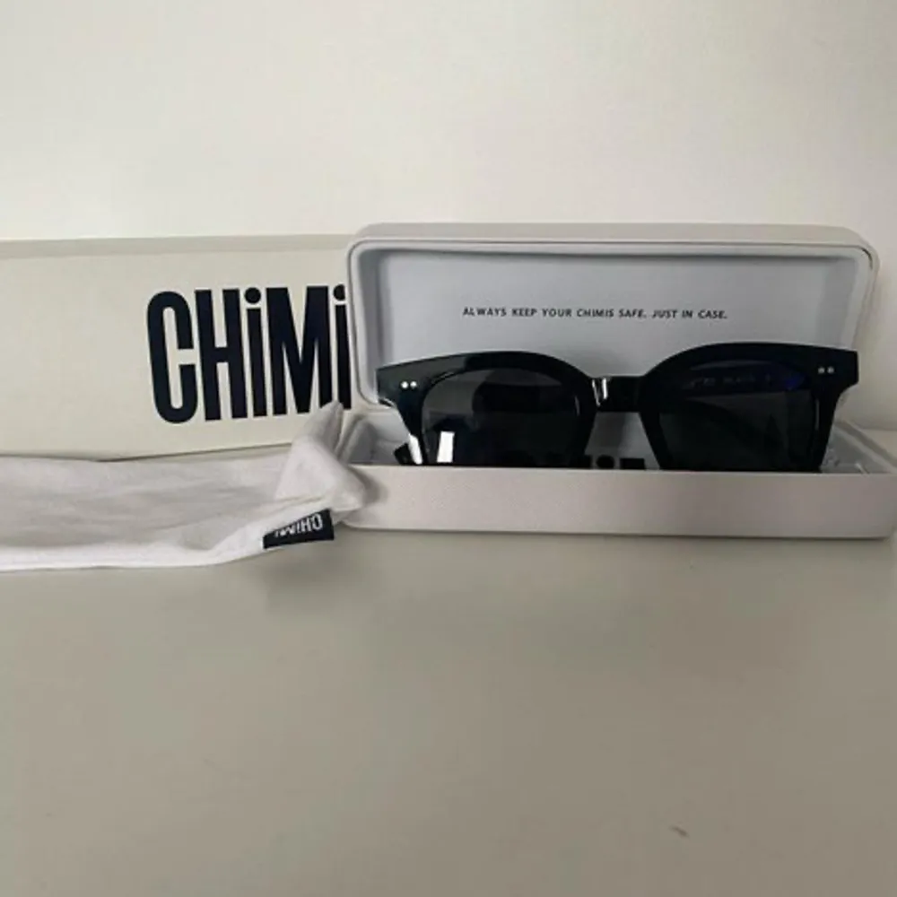 Chimi 02 Svarta | övrigt