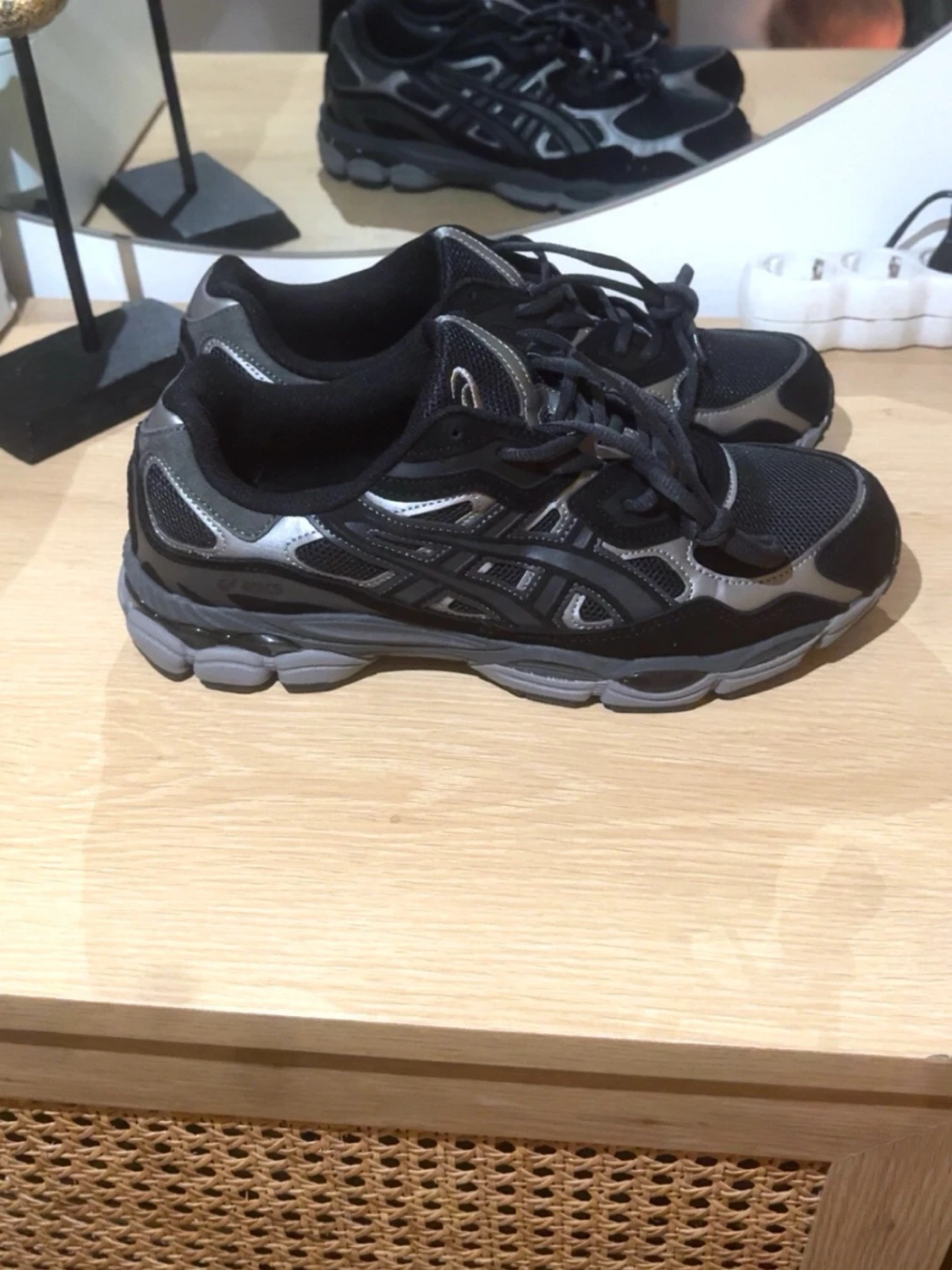 Svarta Asics Sneakers | Skor