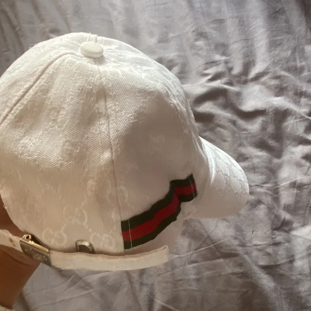 Vit Gucci Keps | Accessoarer