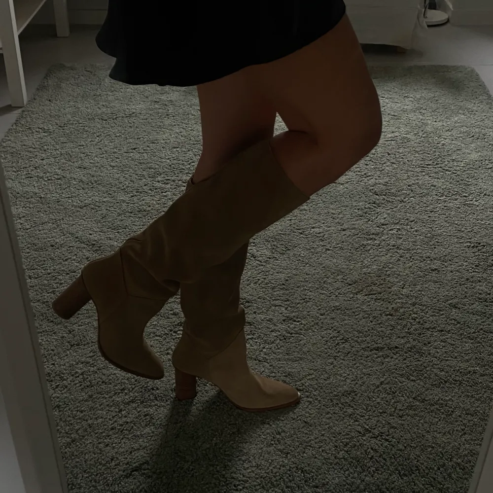 Beigea Mocka Stövlar | Zara | Skor