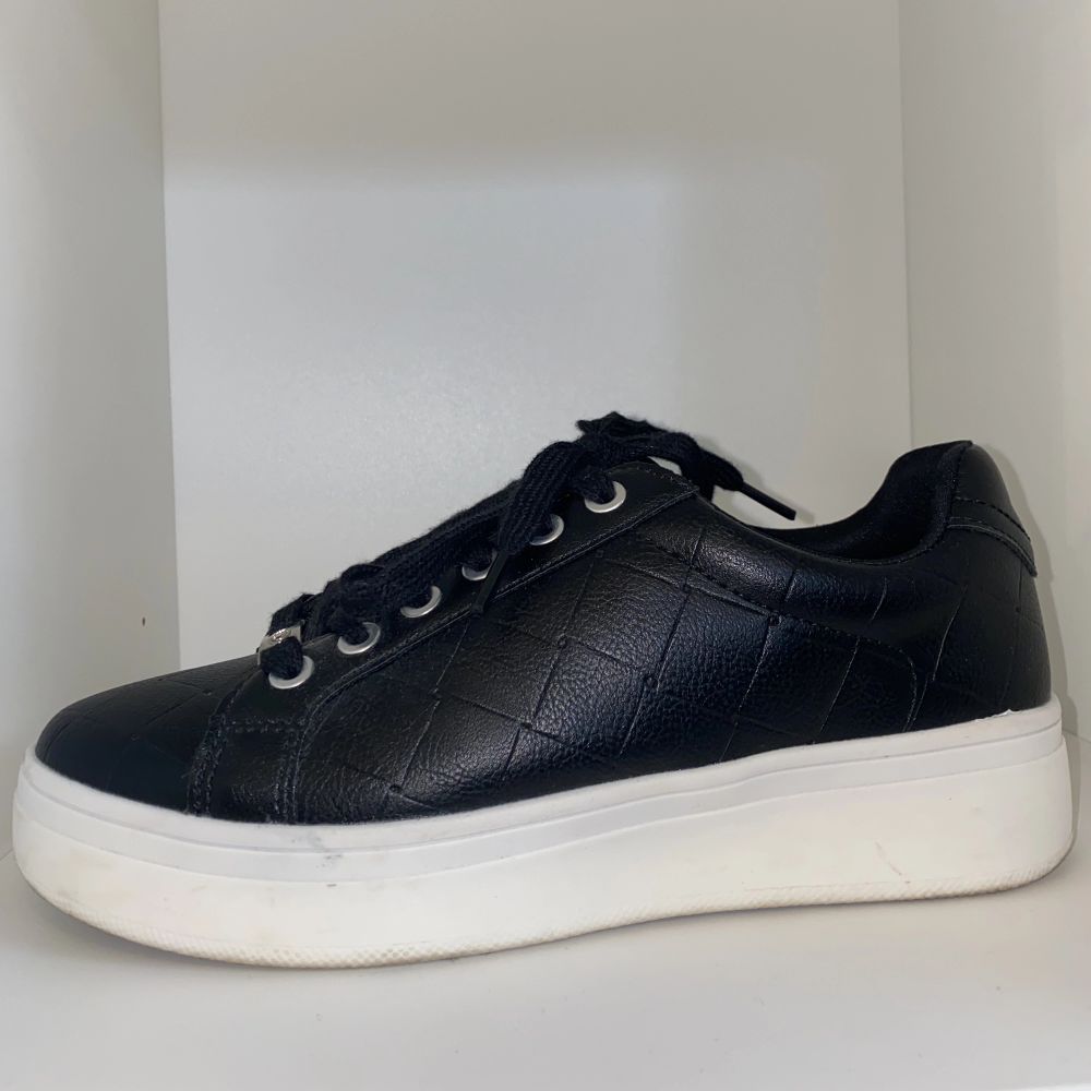 Svart Svarta Duffy skor - Duffy | Plick Second Hand