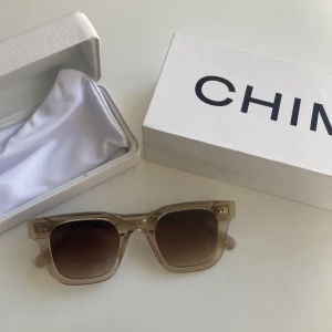 Beige Chimi 04 Ecru | Accessoarer