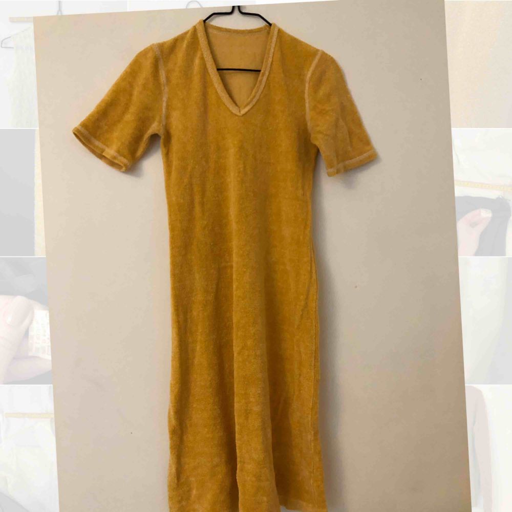 Fin frotté klänning som är somrigt | Plick Second Hand