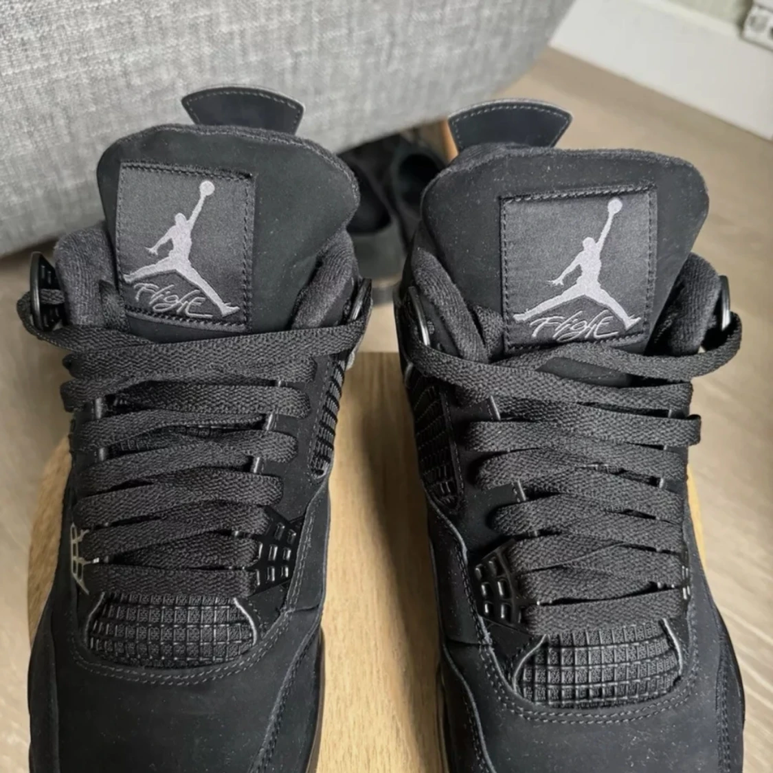 Svarta Nike Air Jordan 4 Retro Black Cat