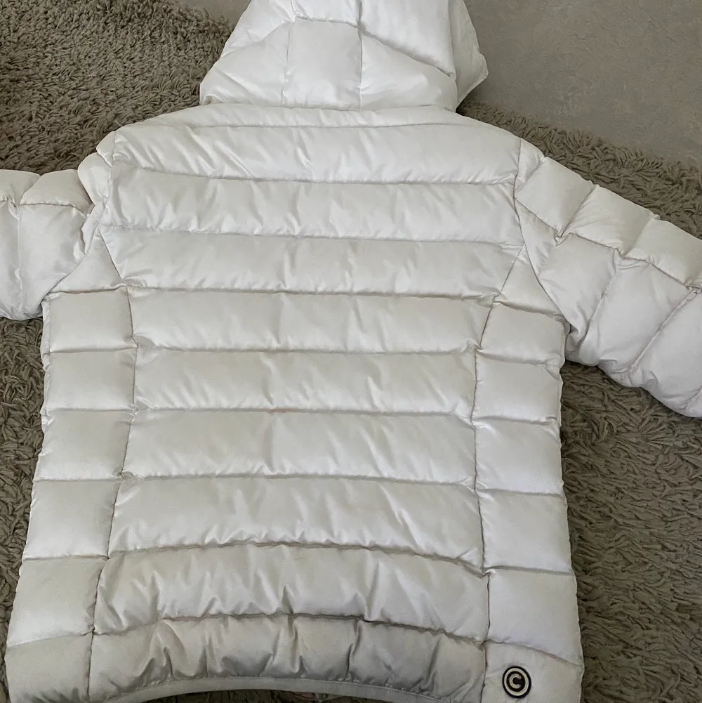 Vit Colmar Jacka | Jackor