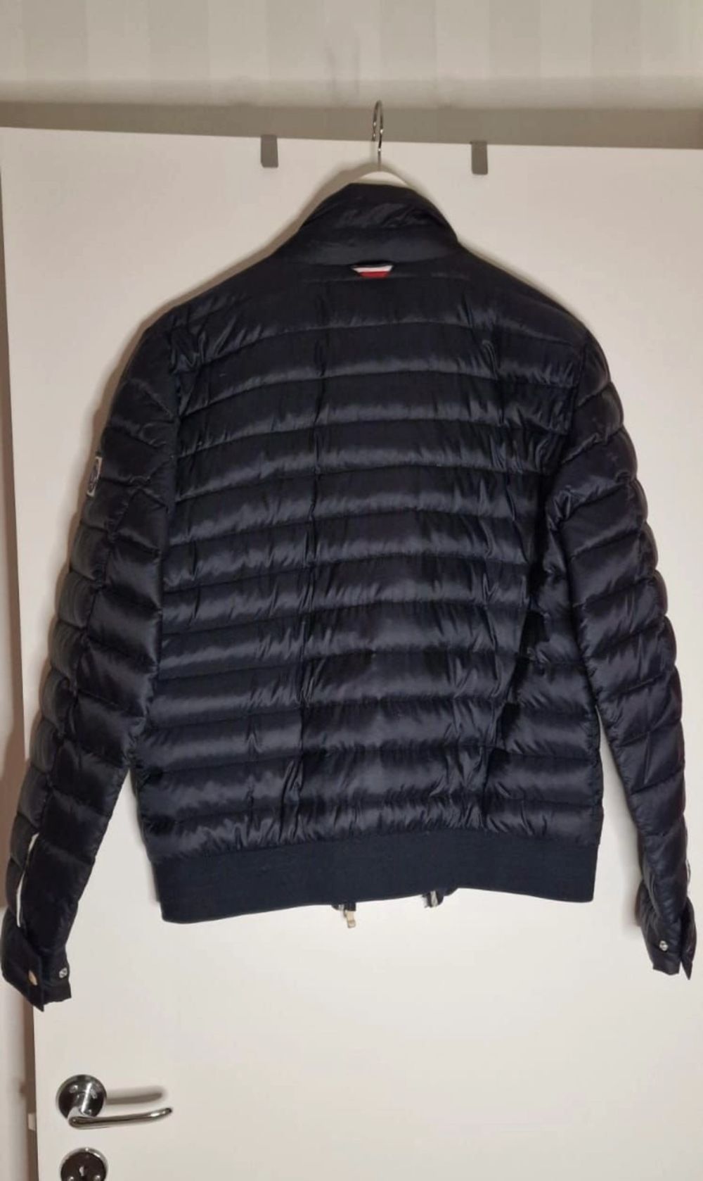Svart Moncler jacka - Moncler | Plick Second Hand