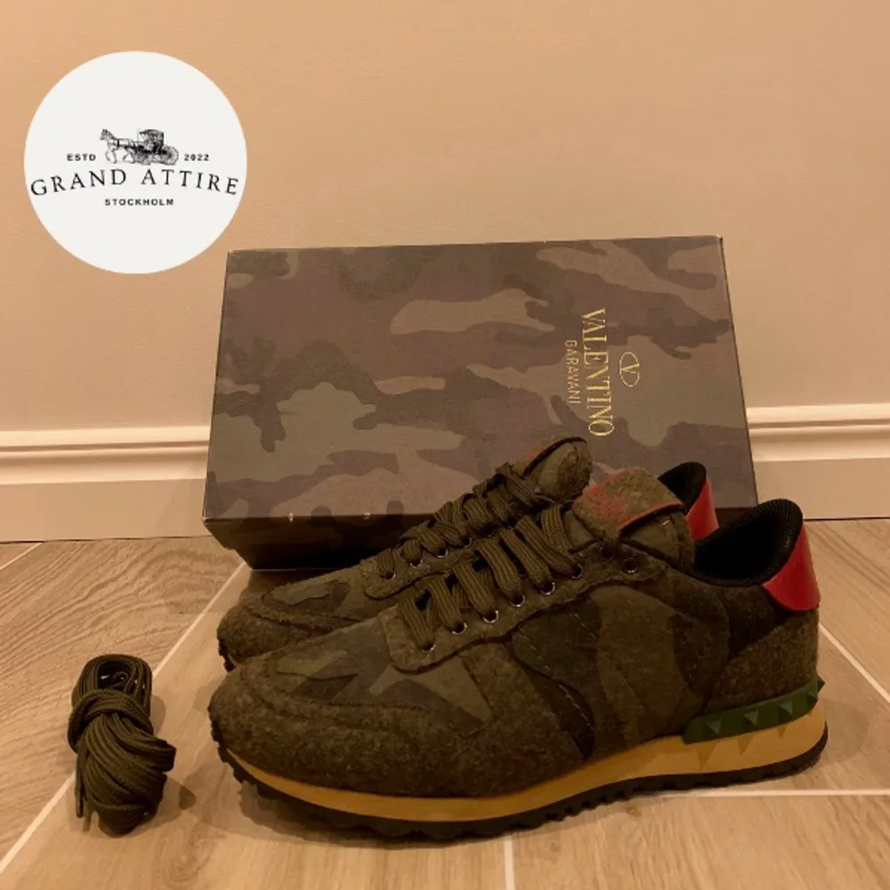 Olivfärgade Valentino Rockrunner