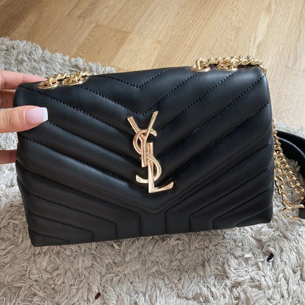 Svart Ysl väska - Yves Saint Laurent | Plick Second Hand