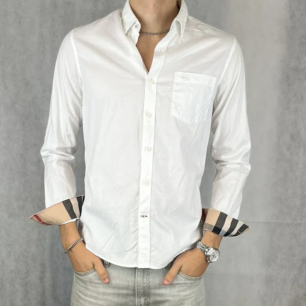 Vit Burberry Skjorta | Skjortor