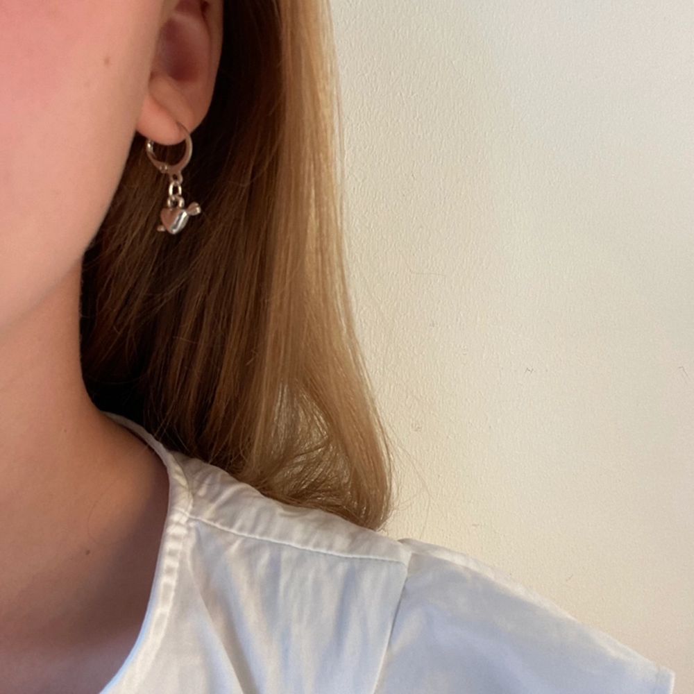 Silver Öronhängen - a.anniesjewelry | Plick Second Hand