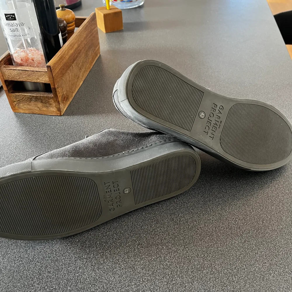 Grå Sneakers, Garment Projekt | Skor