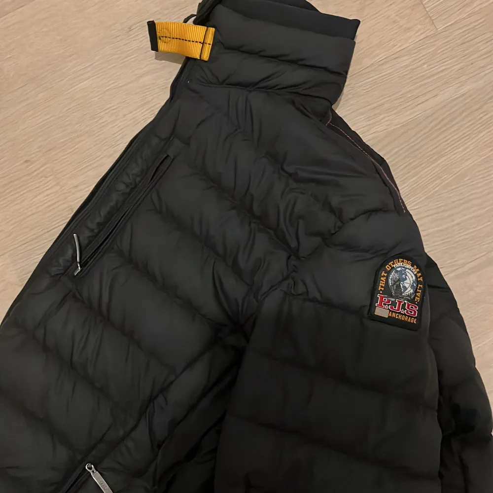 Svart Parajumper Jacka | Parajumpers