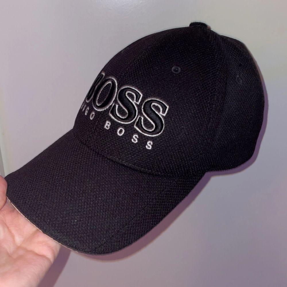 hugo boss keps - Hugo Boss | Plick Second Hand