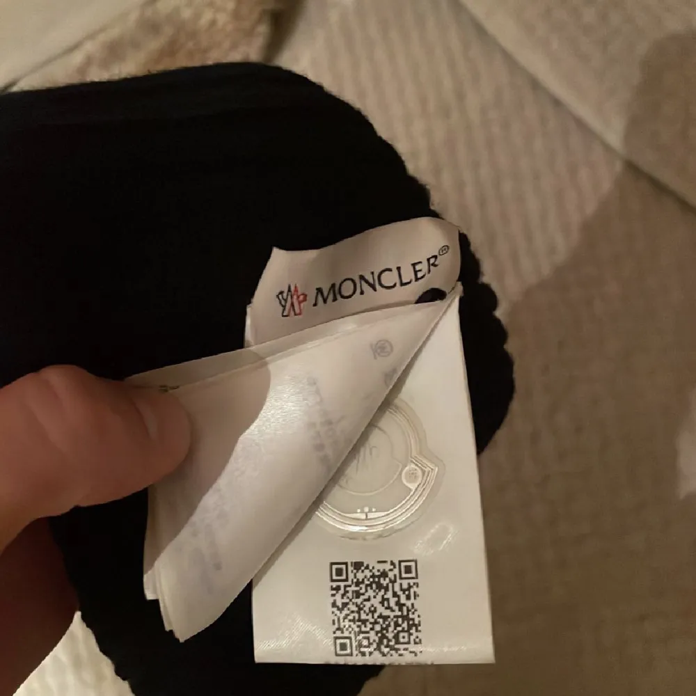 Svart Moncler Mössa | övrigt