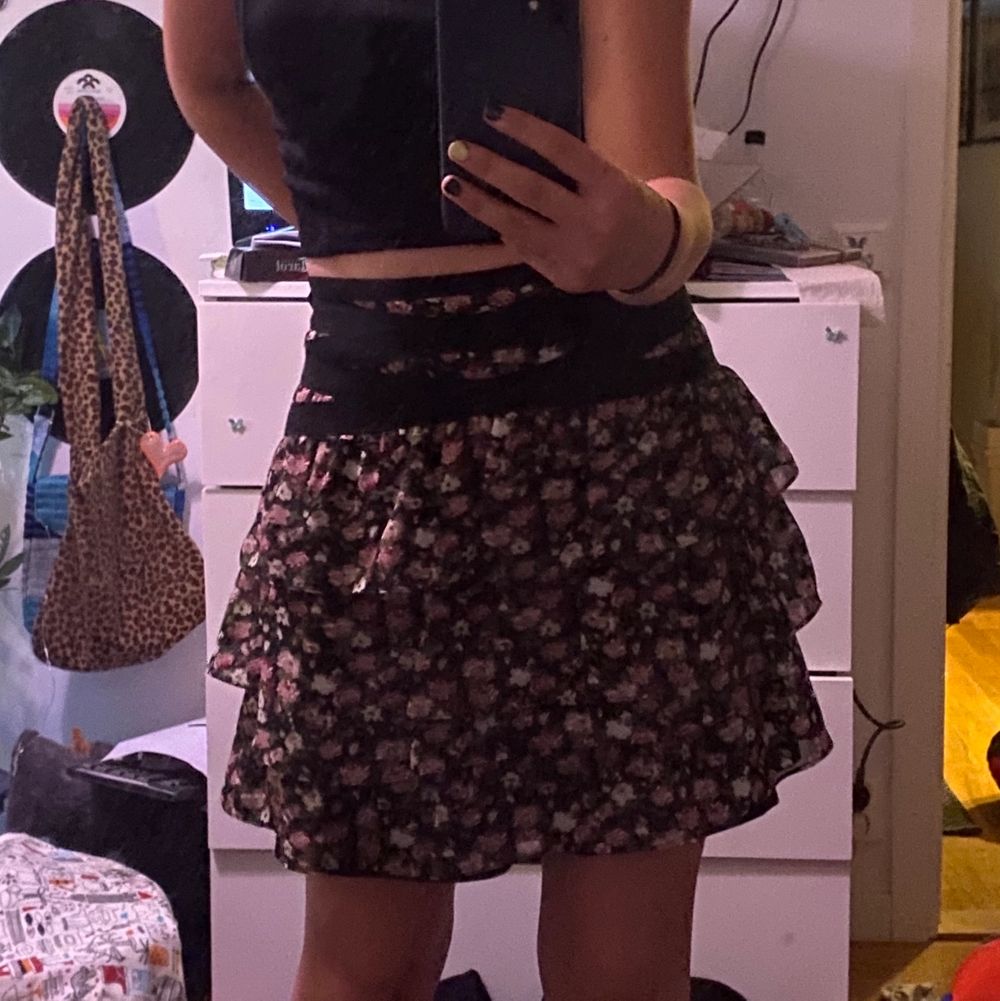 Superfin somrig kjol! | Plick Second Hand