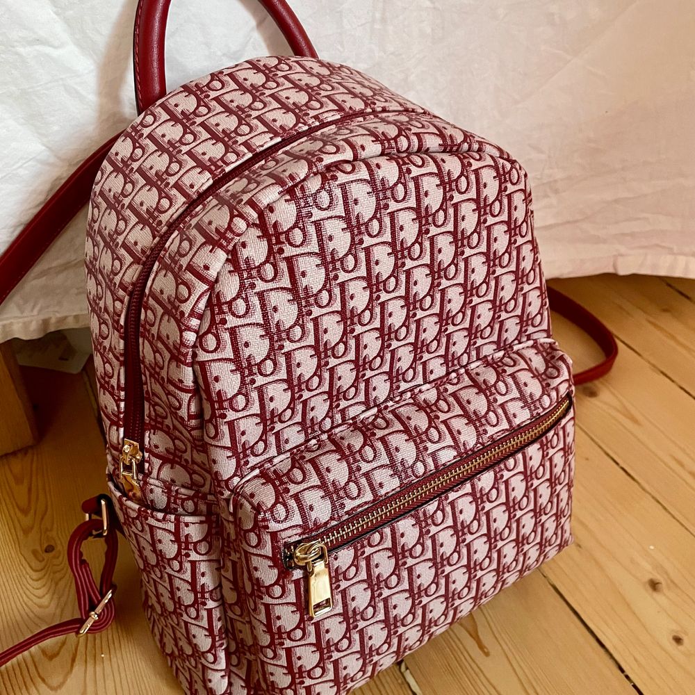 Dior Mini Backpack Trend | Plick Second Hand