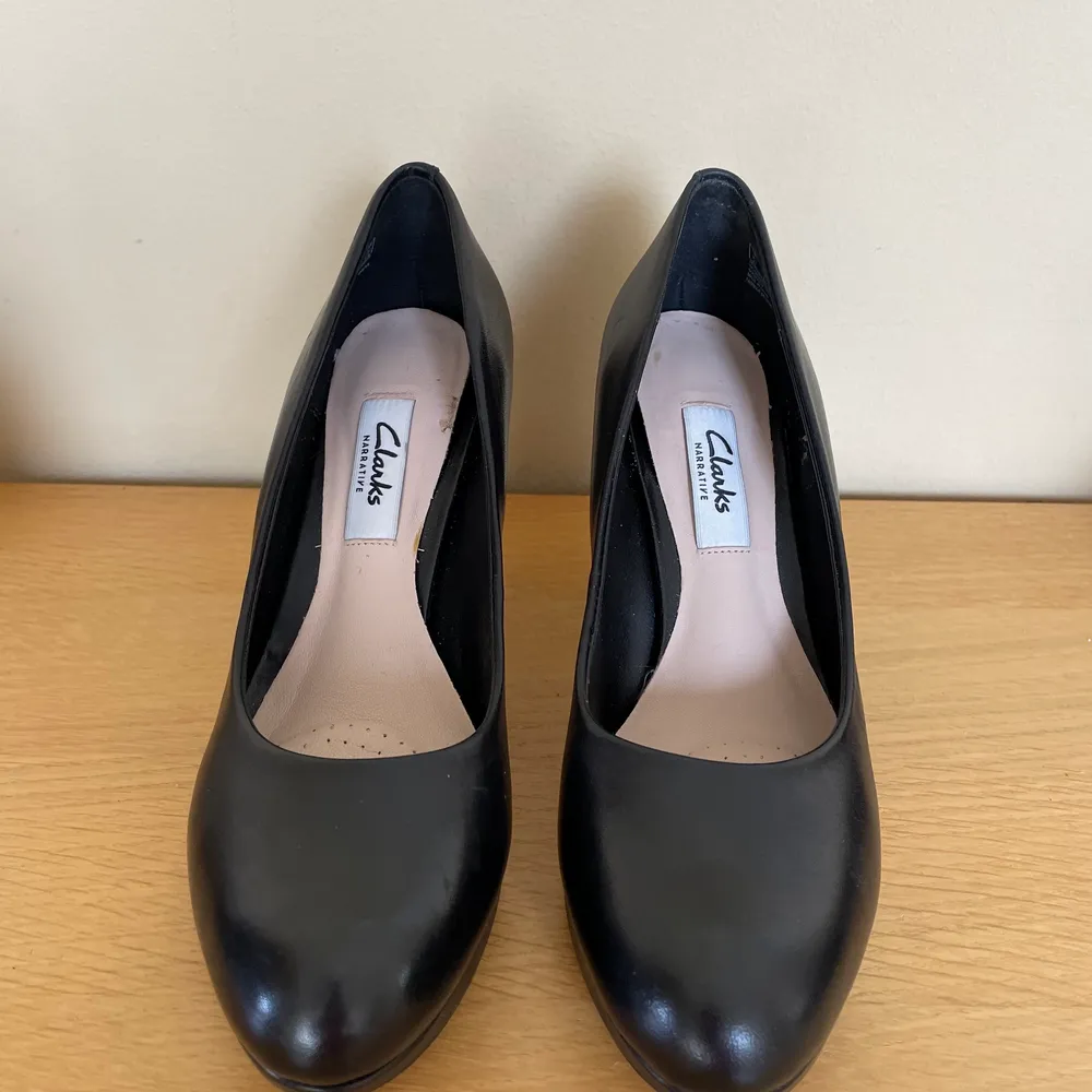 Svarta Skor Från Clarks | Skor