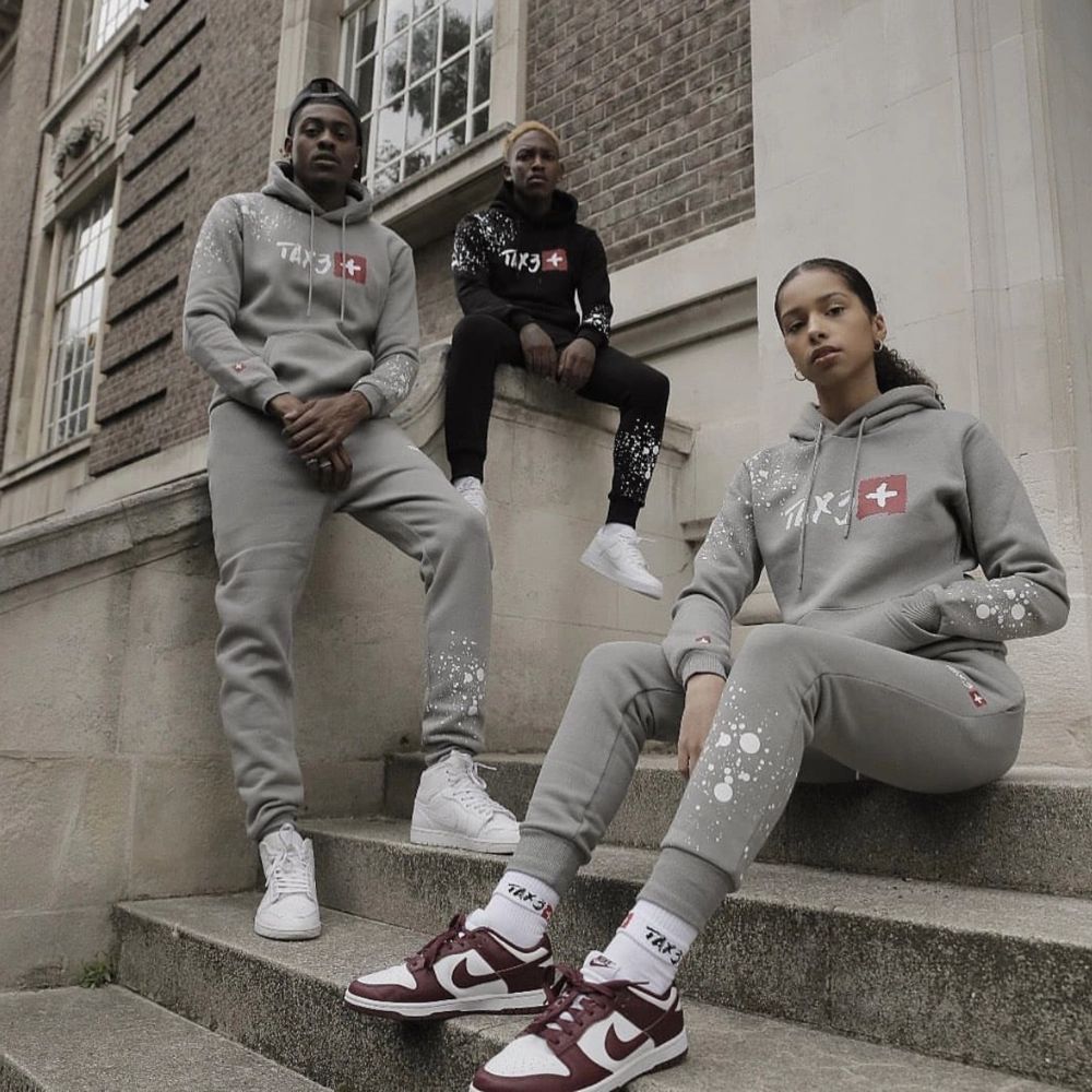 Grå TAX3 Tracksuit - TAX3 | Plick Second Hand