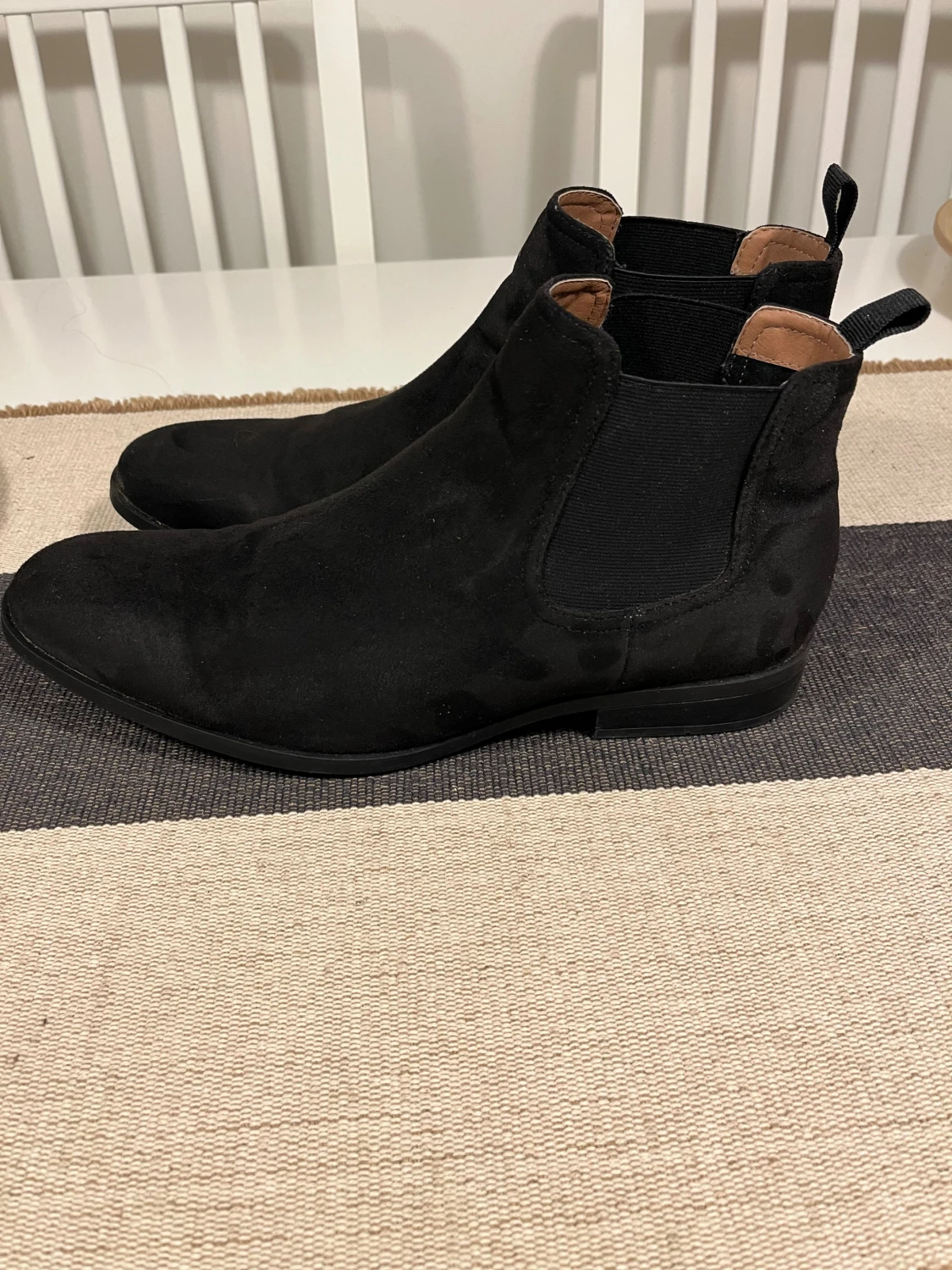 Svarta Chelsea Boots Från H&M, Stl 43