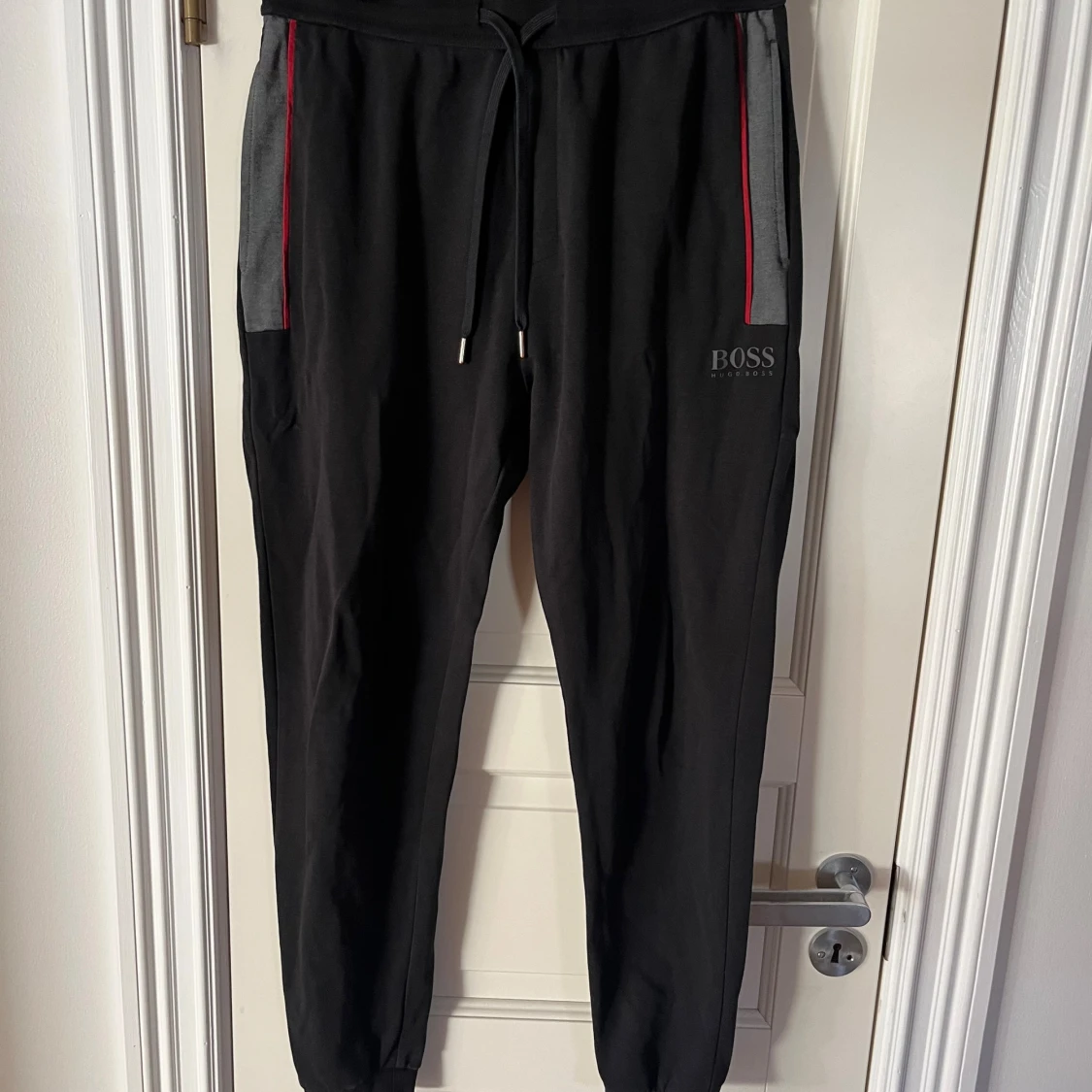Svarta Mjukisbyxor Från Boss | Jeans & Byxor