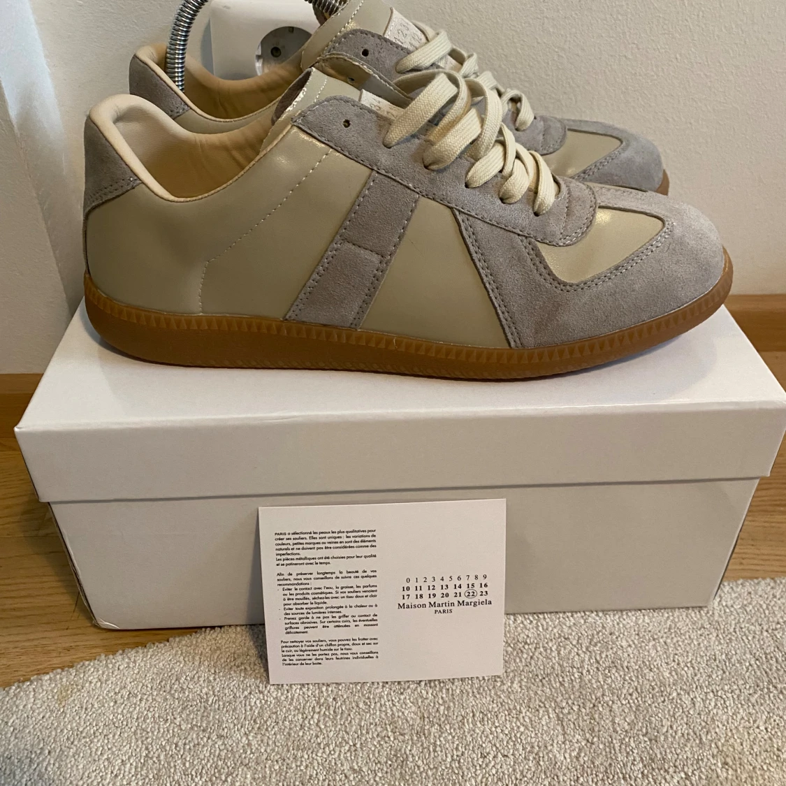 Beigea Maison Margiela Gats Shoes