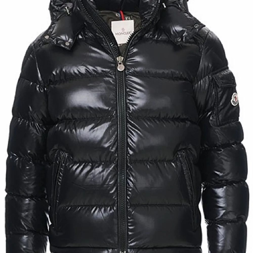 Svart Moncler maya jacka - Moncler | Plick Second Hand