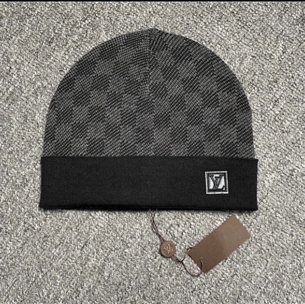 Lv mössa - Louis Vuitton | Plick Second Hand